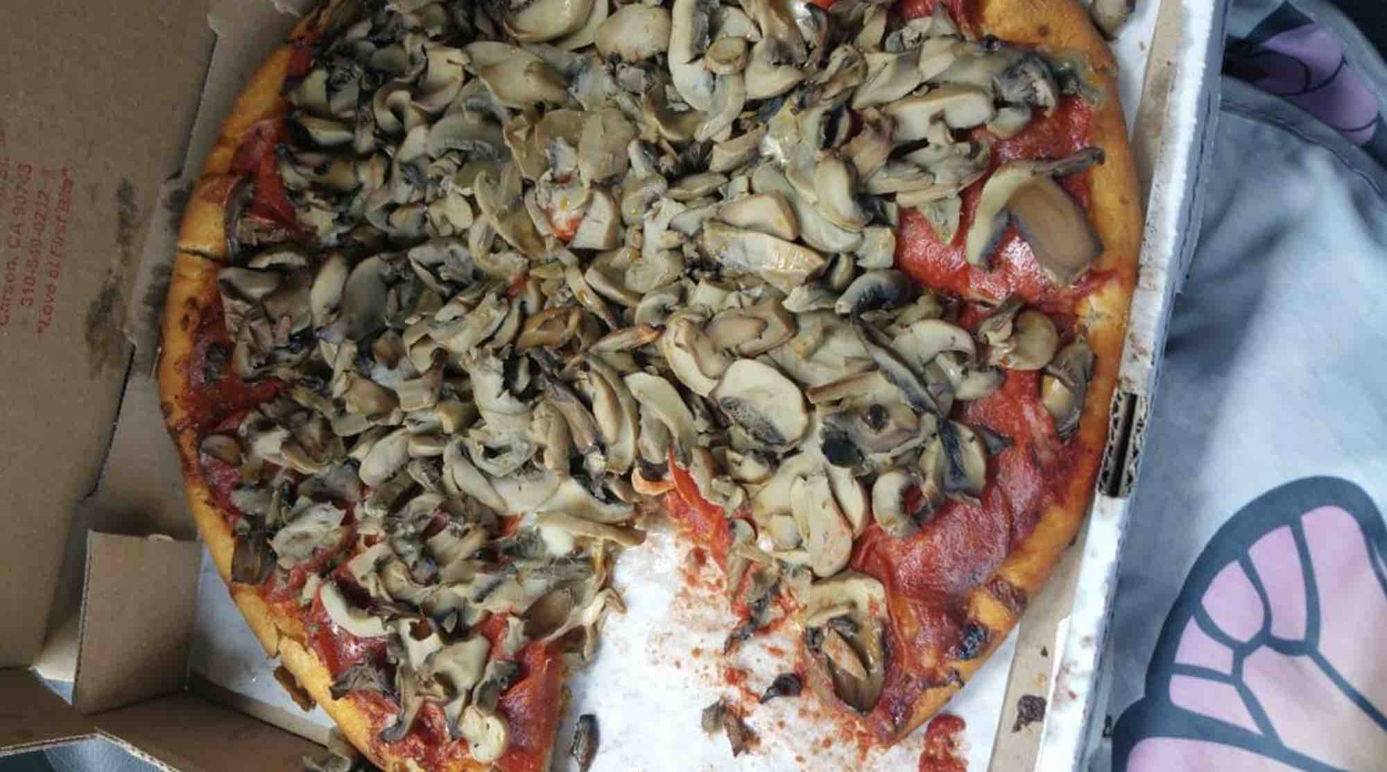 Essential pizza in Long Beach: 2023 Edition - Longbeachize