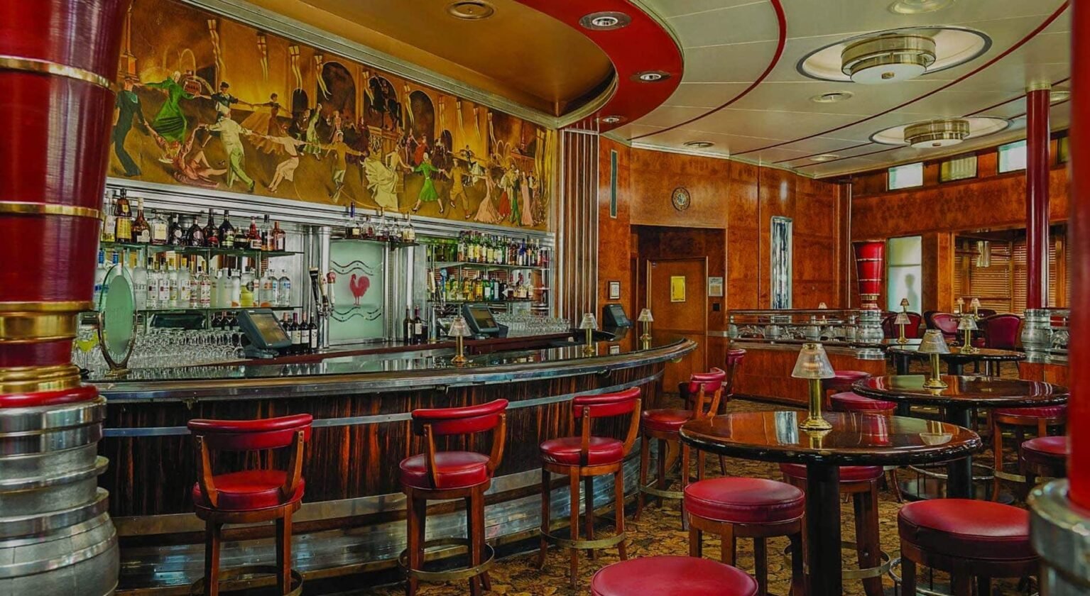 Queen Mary's beloved Observation Bar & Chelsea Chowder Bar reopen; Sir ...