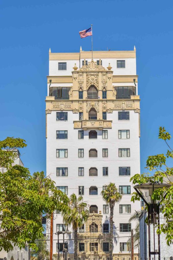 Paint the town: Historic Lafayette tower in Downtown Long Beach tower ...