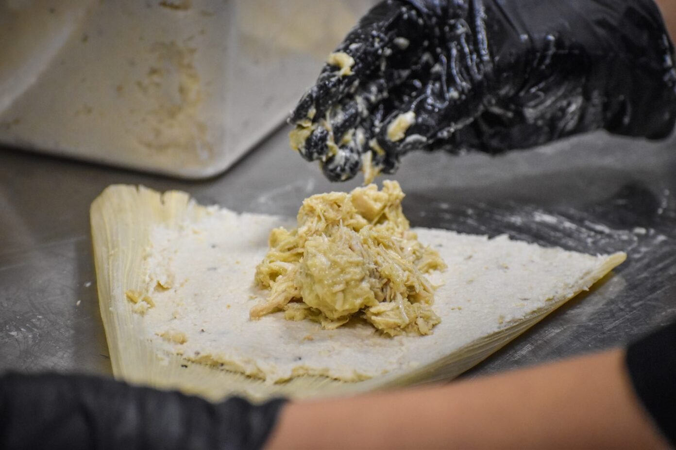 Meet the mother-and-daughter tamales team behind Long Beach's Michoacán ...