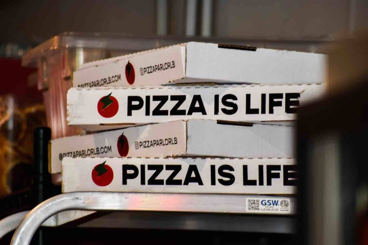 Pizza Parlor LB is East Long Beach's hidden, underrated carby gem ...