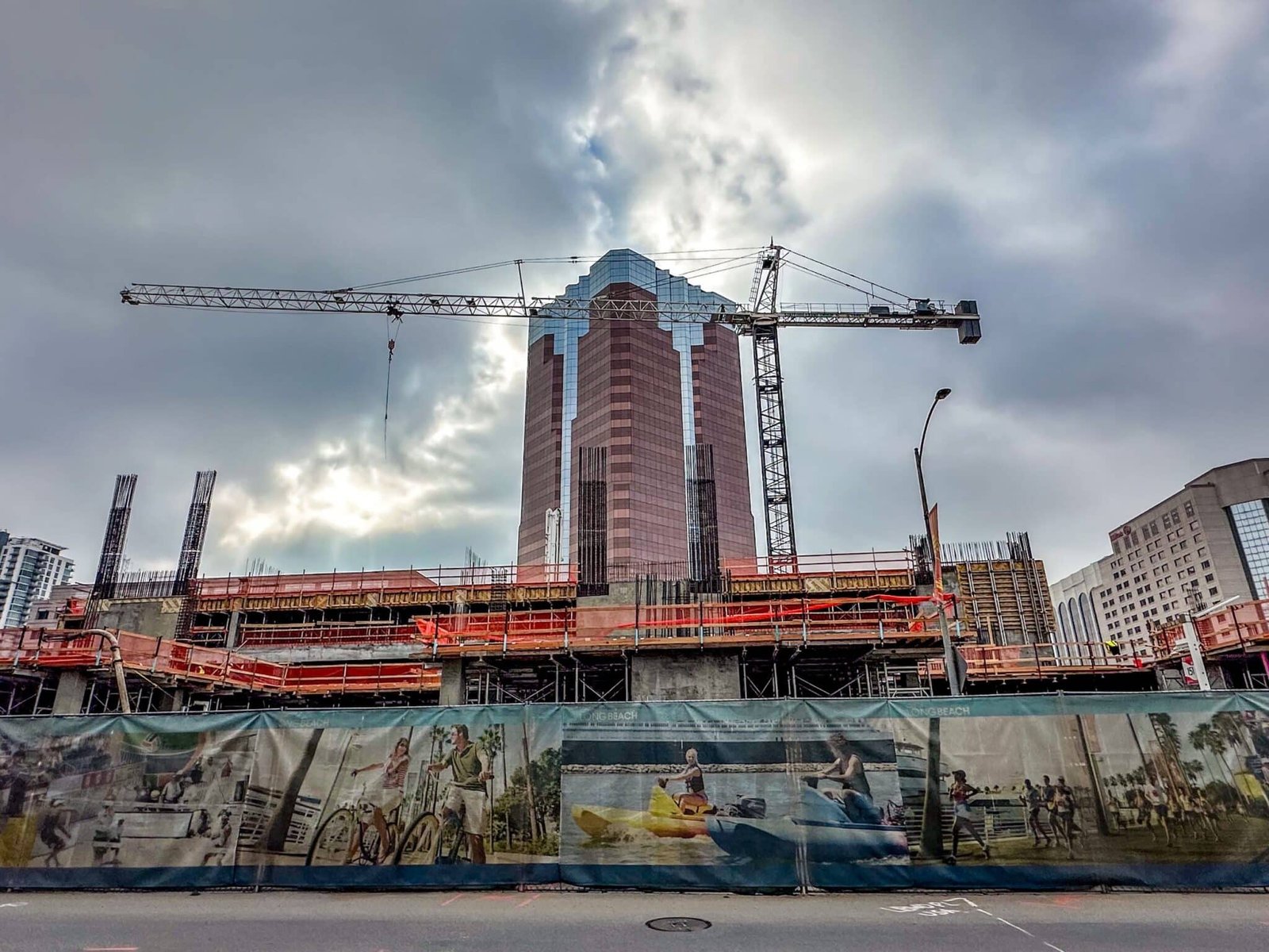 Alexan West End, Long Beach's 600-unit residential project, crawls ...