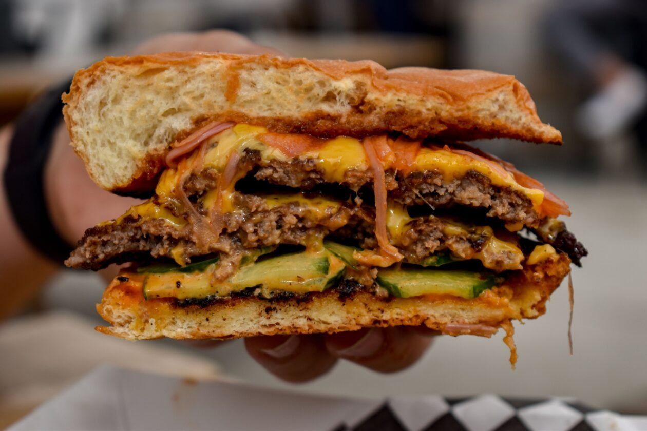 Inaugural Long Beach 'Burger Bash' competition comes with stacked ...