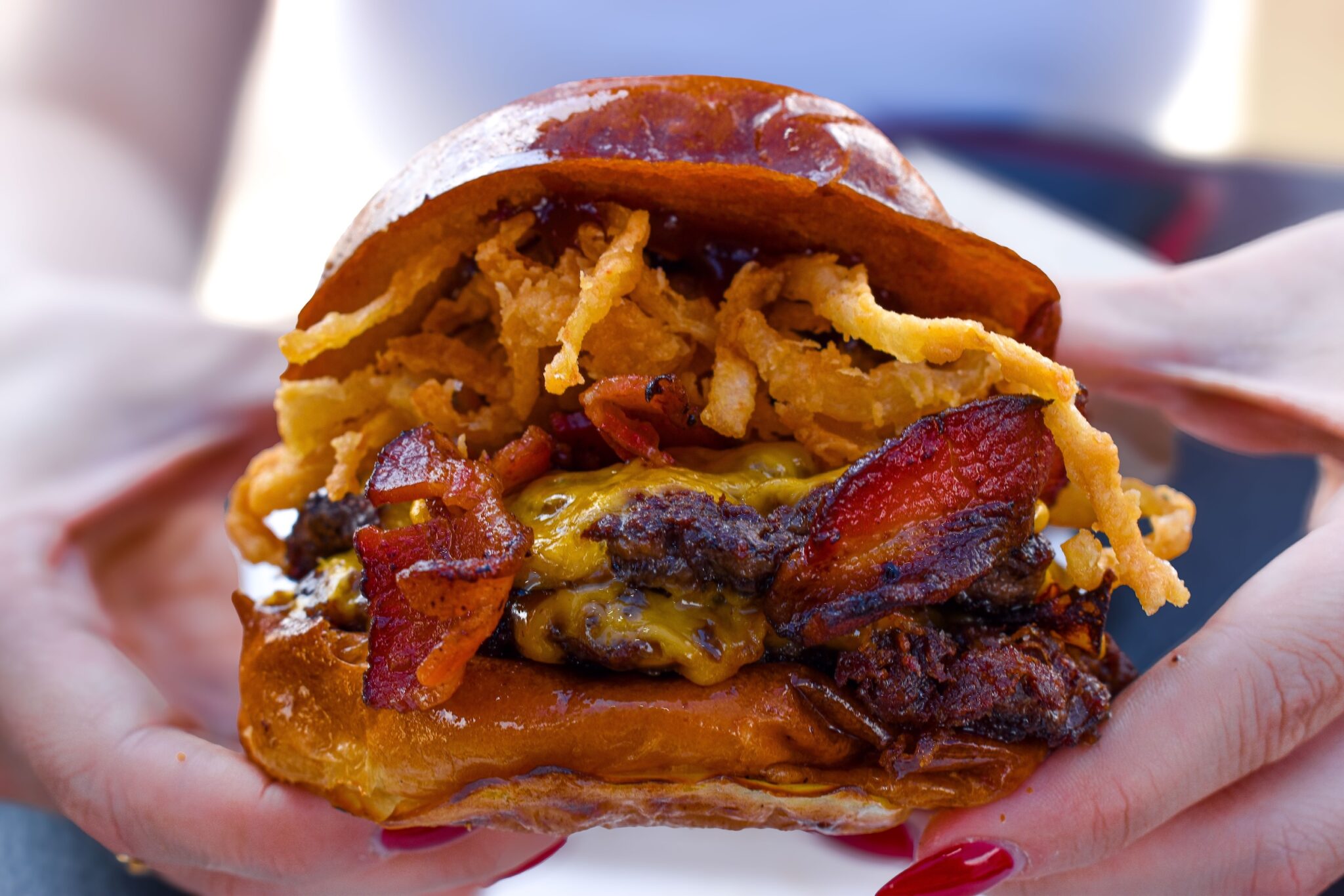 This guy ate 100 burgers across SoCal. Here are his top Long Beach ...