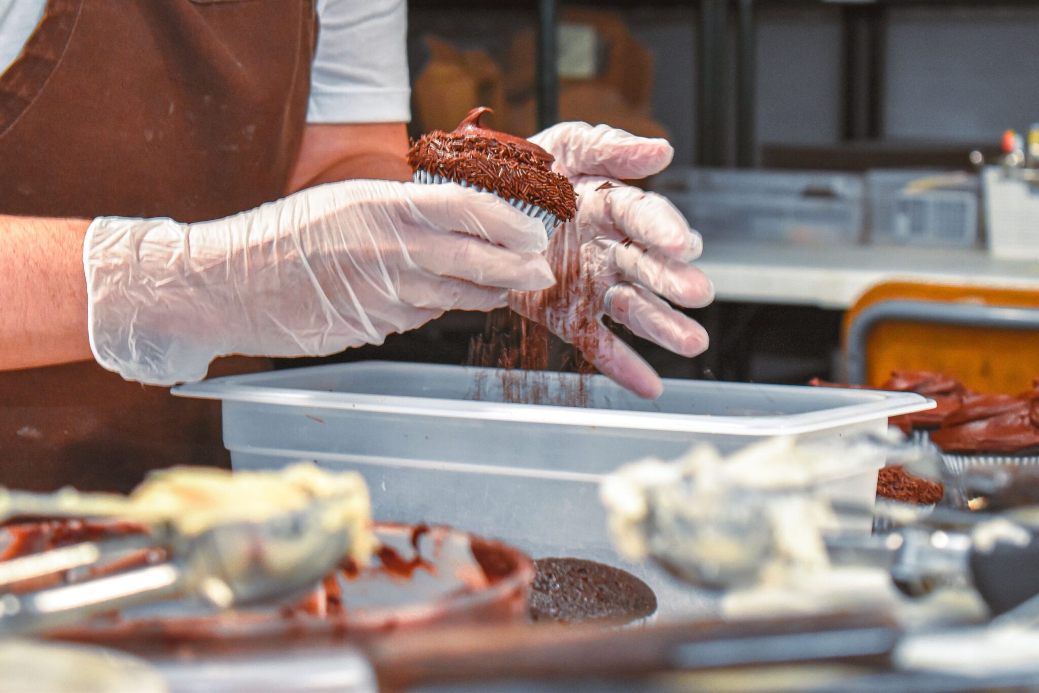 Legendary Long Beach cupcakery Frosted turns 20—and rightfully so ...