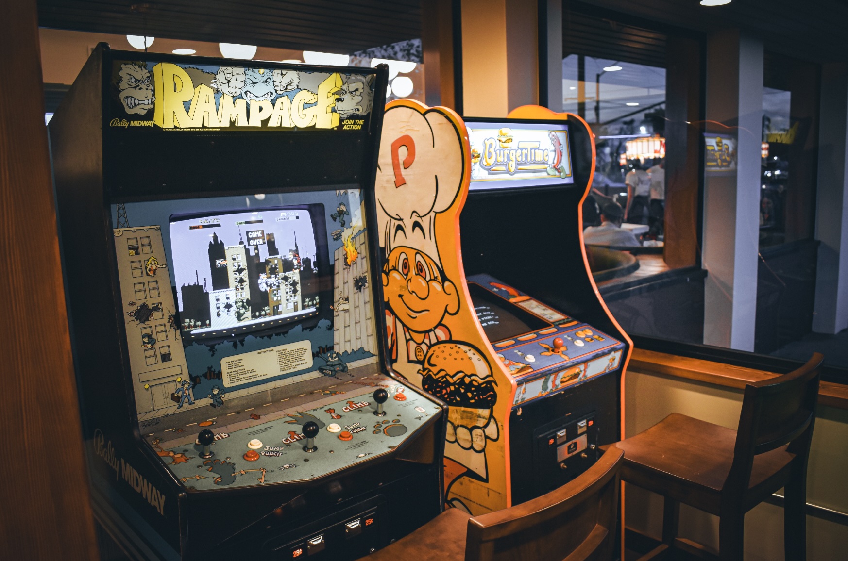FIRST LOOK: Inside the nostalgic world of Mooney's Pizza Tavern in Long ...